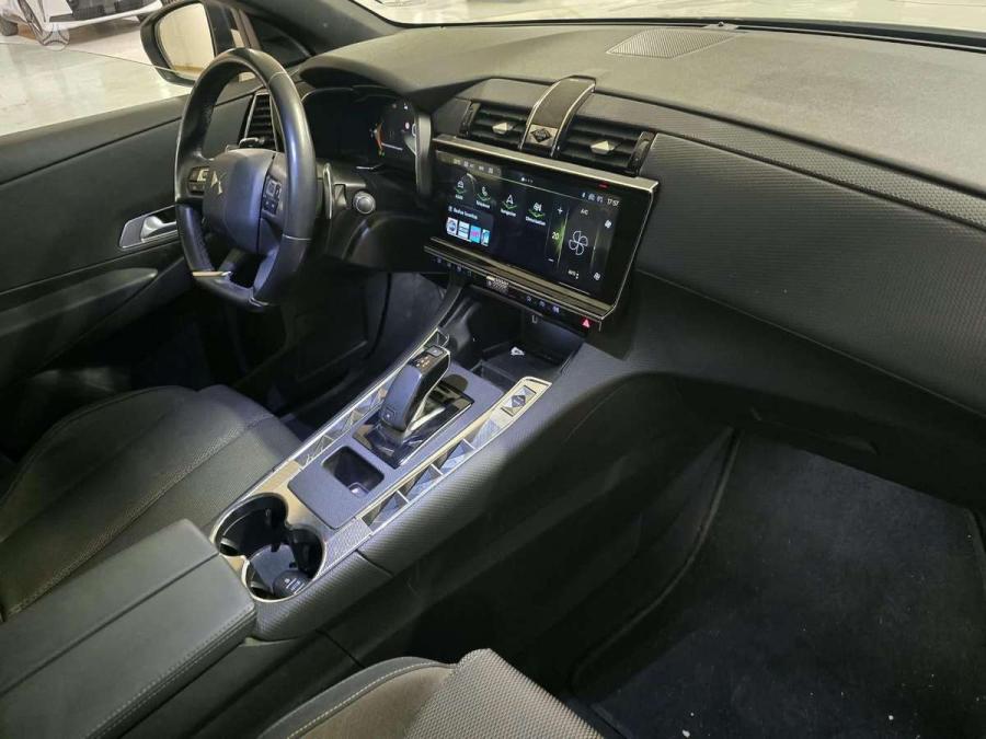 Balts DS 7 2023 Tauragė, ar dzinēja tilpumu 1.50 L un nobraukumu 214 tūkst. km par 13900 €, foto 12 vietnē AUTOMOTO.COM.LV