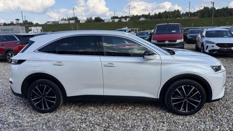 Balts DS 7 2023 Viļņa, ar dzinēja tilpumu 1.50 L un nobraukumu 74 tūkst. km par 24079 €, foto 8 vietnē AUTOMOTO.COM.LV