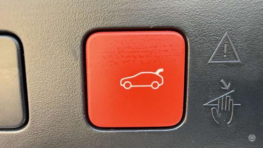 Balts DS 7 2023 Viļņa, ar dzinēja tilpumu 1.50 L un nobraukumu 74 tūkst. km par 24079 €, foto 21 vietnē AUTOMOTO.COM.LV