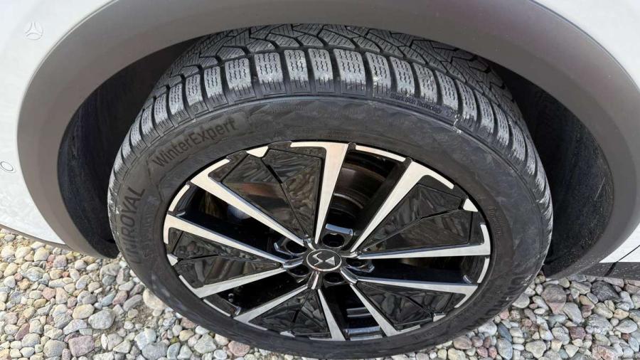 Balts DS 7 2023 Viļņa, ar dzinēja tilpumu 1.50 L un nobraukumu 74 tūkst. km par 24079 €, foto 35 vietnē AUTOMOTO.COM.LV