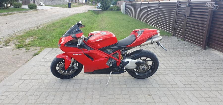 Ducati 848 2010 Viļņa, ar dzinēja tilpumu 0.85 L un nobraukumu 3 tūkst. km par 5600 €, foto 9 vietnē AUTOMOTO.COM.LV