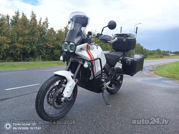 Black Ducati Desert X 2022 in Tallinn, with an engine capacity of 0.94 L and mileage of 39 thousand km for 18600 €, photo 5 on AUTOMOTO.COM.LV
