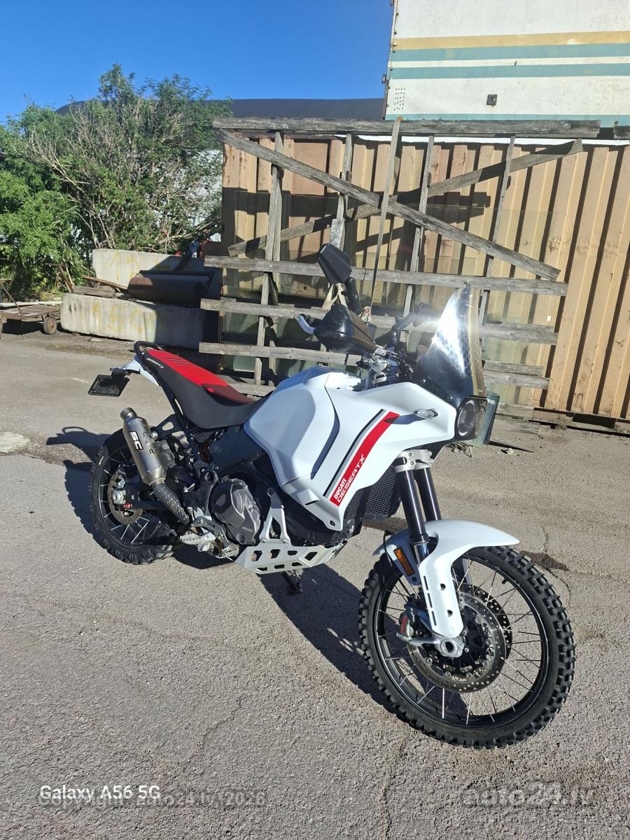 Ducati Desert X 2022 in Tallinn, with an engine capacity of 0.95 L and mileage of 44 thousand km for 11000 €, photo 4 on AUTOMOTO.COM.LV