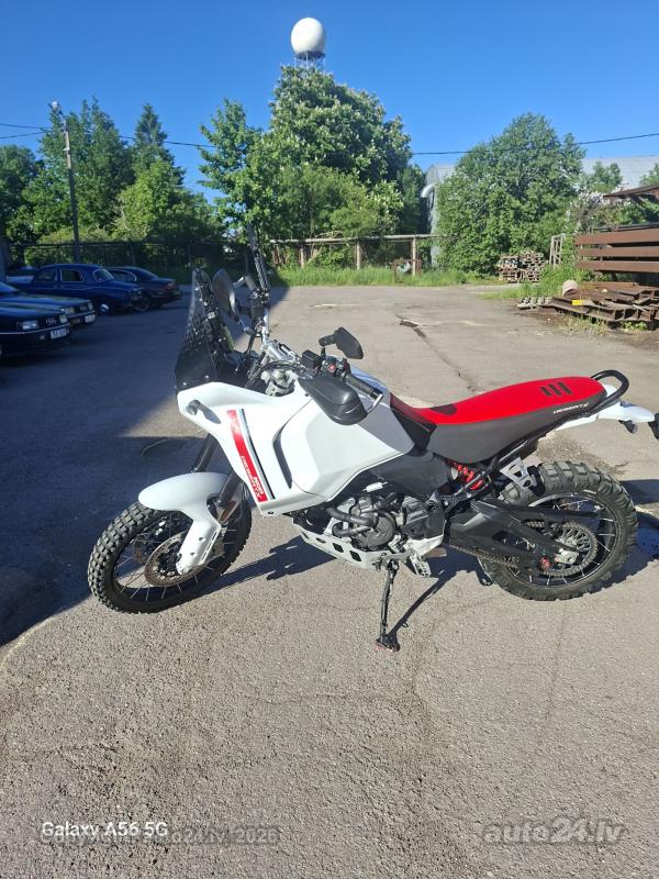 Ducati Desert X 2022 in Tallinn, with an engine capacity of 0.95 L and mileage of 44 thousand km for 11000 €, photo 4 on AUTOMOTO.COM.LV