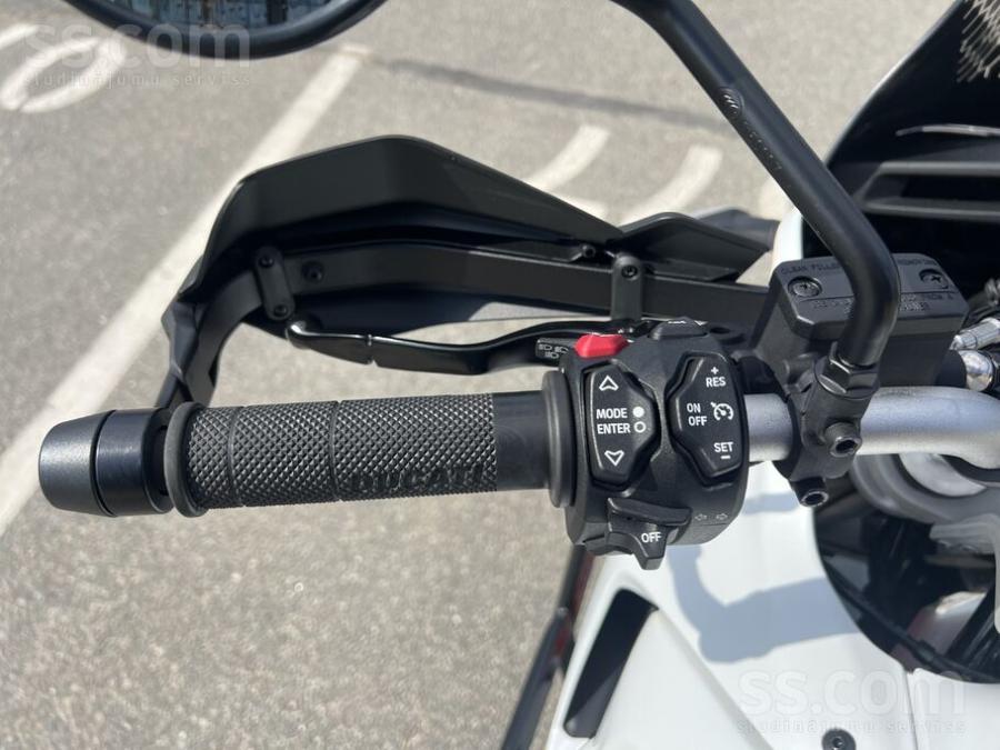 Ducati Desert X 2022 Rīga, ar dzinēja tilpumu 0.94 L un nobraukumu 0 tūkst. km par 13100 €, foto 9 vietnē AUTOMOTO.COM.LV