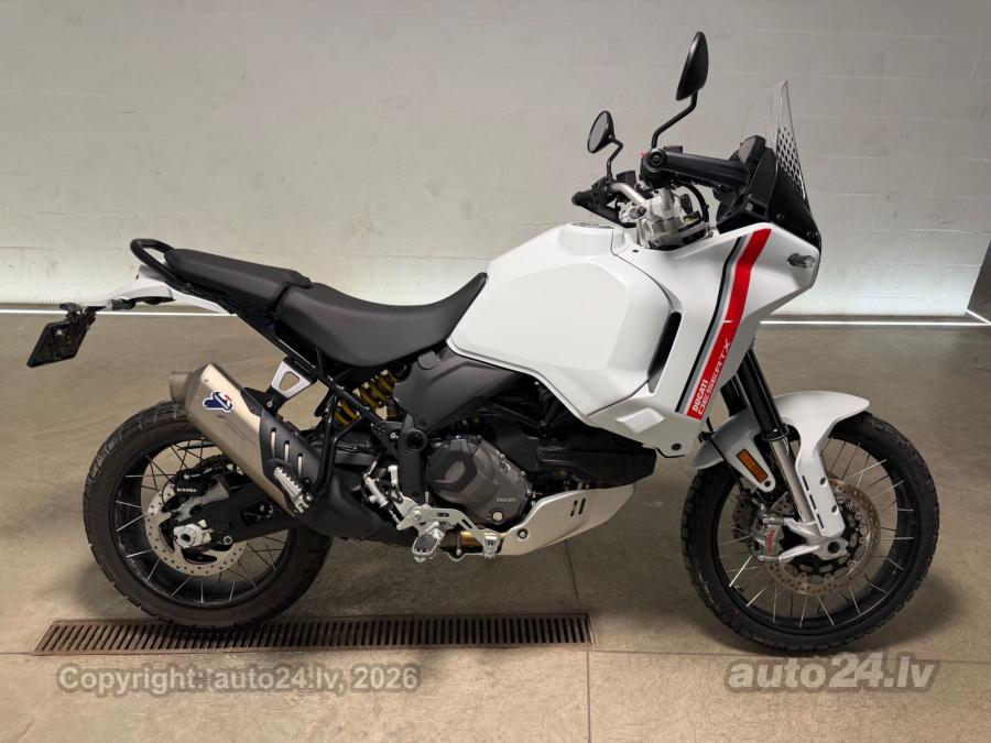 Ducati Desert X 2023 Tallina, ar dzinēja tilpumu 0.94 L un nobraukumu 4 tūkst. km par 14400 €, foto 1 vietnē AUTOMOTO.COM.LV