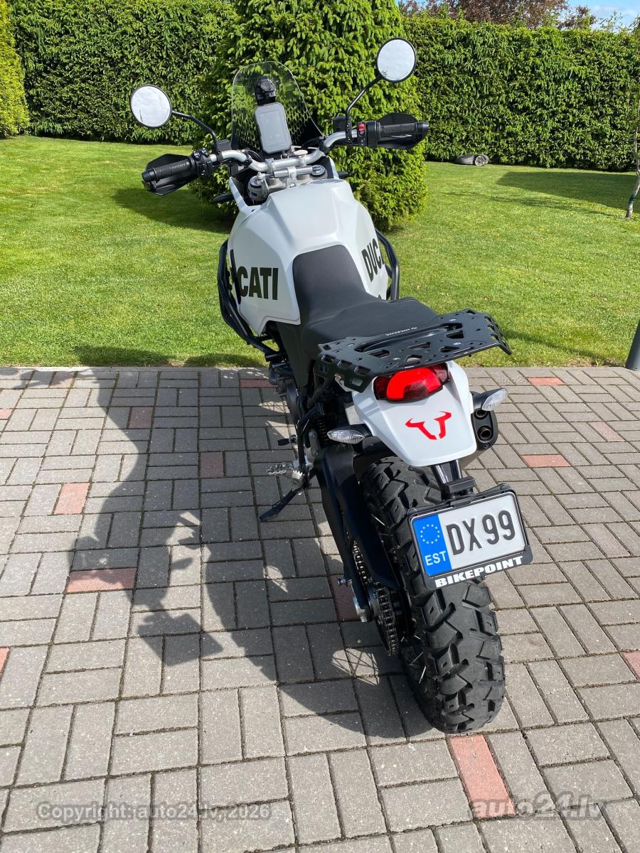 Ducati Desert X 2023 Tartu, ar dzinēja tilpumu 0.94 L un nobraukumu 5 tūkst. km par 13000 €, foto 5 vietnē AUTOMOTO.COM.LV