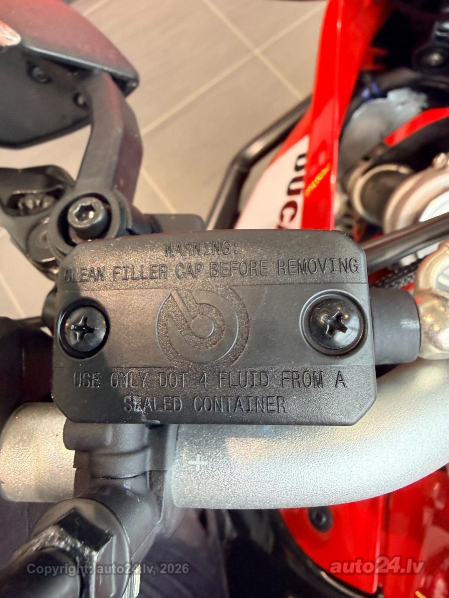 Sarkans Ducati Desert X 2025 Tallina, ar dzinēja tilpumu 0.94 L un nobraukumu 10 tūkst. km par 15900 €, foto 12 vietnē AUTOMOTO.COM.LV