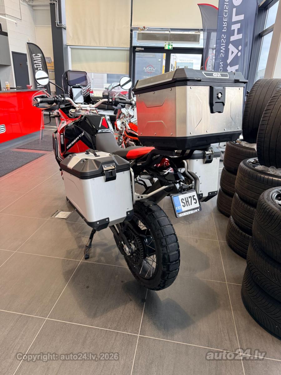 Red Ducati Desert X 2025 in Tallinn, with an engine capacity of 0.94 L and mileage of 10 thousand km for 15900 €, photo 4 on AUTOMOTO.COM.LV