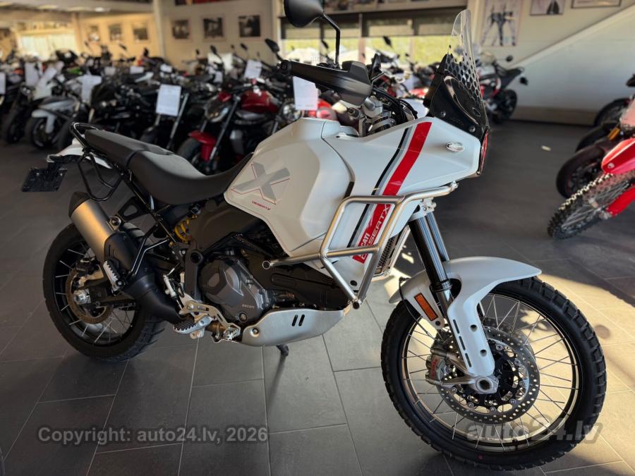 Balts Ducati Desert X 2023 Tallina, ar dzinēja tilpumu 0.94 L un nobraukumu 5 tūkst. km par 11990 €, foto 1 vietnē AUTOMOTO.COM.LV