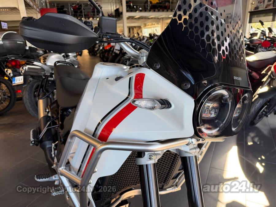 Balts Ducati Desert X 2023 Tallina, ar dzinēja tilpumu 0.94 L un nobraukumu 5 tūkst. km par 11990 €, foto 10 vietnē AUTOMOTO.COM.LV