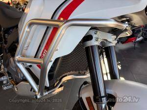 Balts Ducati Desert X 2023 Tallina, ar dzinēja tilpumu 0.94 L un nobraukumu 5 tūkst. km par 11990 €, foto 11 vietnē AUTOMOTO.COM.LV