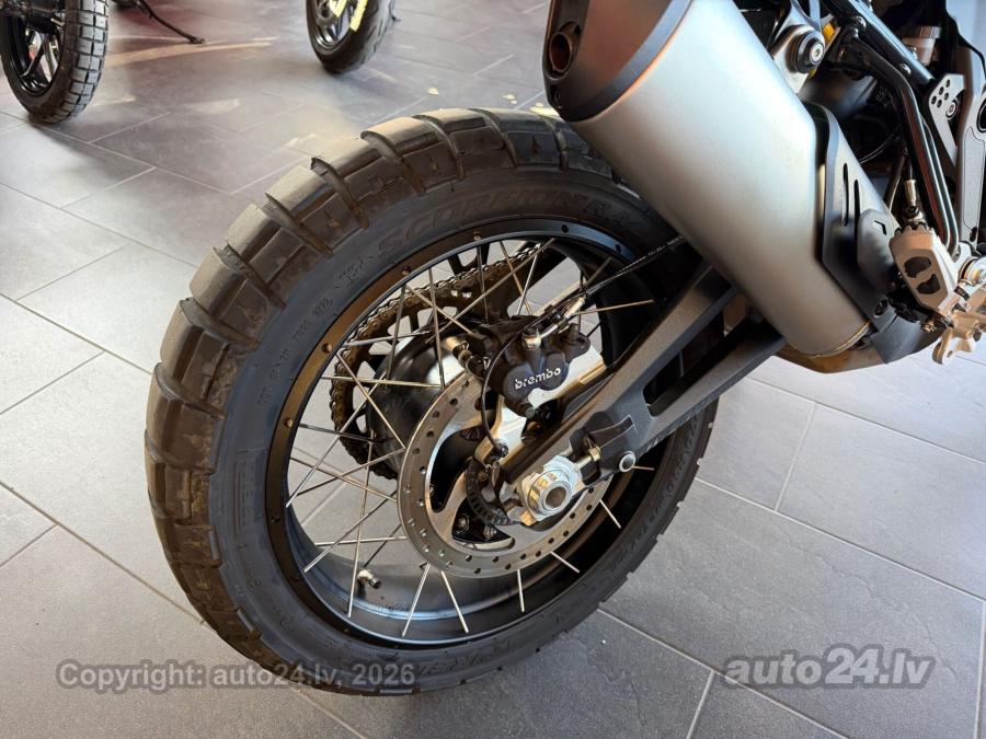 Balts Ducati Desert X 2023 Tallina, ar dzinēja tilpumu 0.94 L un nobraukumu 5 tūkst. km par 11990 €, foto 13 vietnē AUTOMOTO.COM.LV