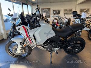 Balts Ducati Desert X 2023 Tallina, ar dzinēja tilpumu 0.94 L un nobraukumu 5 tūkst. km par 11990 €, foto 15 vietnē AUTOMOTO.COM.LV