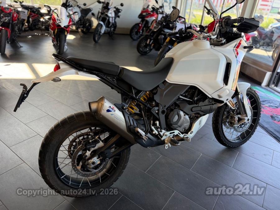 Balts Ducati Desert X 2023 Tallina, ar dzinēja tilpumu 0.94 L un nobraukumu 4 tūkst. km par 12990 €, foto 4 vietnē AUTOMOTO.COM.LV