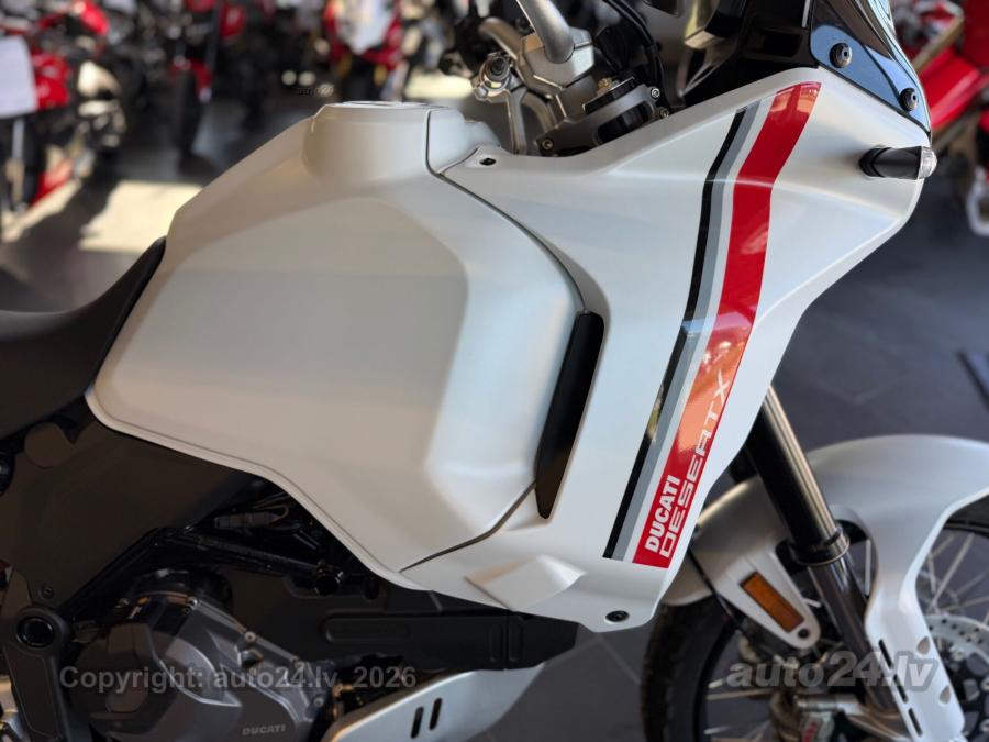 Balts Ducati Desert X 2023 Tallina, ar dzinēja tilpumu 0.94 L un nobraukumu 4 tūkst. km par 12990 €, foto 6 vietnē AUTOMOTO.COM.LV