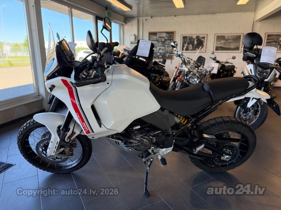 Balts Ducati Desert X 2023 Tallina, ar dzinēja tilpumu 0.94 L un nobraukumu 4 tūkst. km par 12990 €, foto 16 vietnē AUTOMOTO.COM.LV