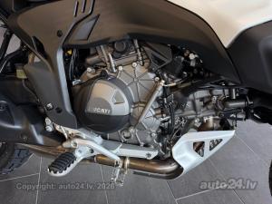 White Ducati Desert X 2026 in Tallinn, with an engine capacity of 0.89 L and mileage of 0 thousand km for 16990 €, photo 7 on AUTOMOTO.COM.LV