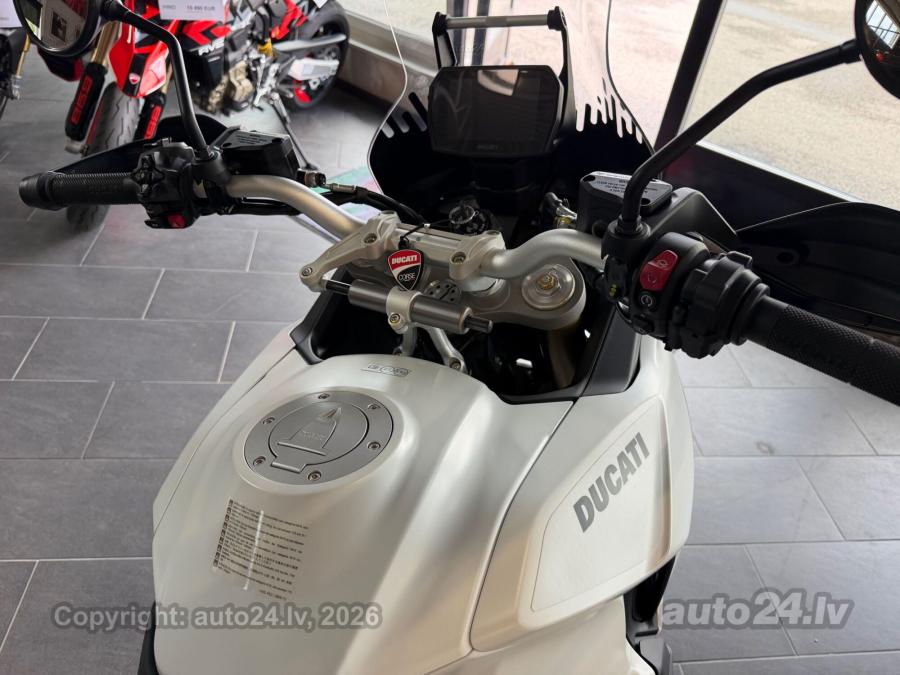 White Ducati Desert X 2026 in Tallinn, with an engine capacity of 0.89 L and mileage of 0 thousand km for 16990 €, photo 8 on AUTOMOTO.COM.LV