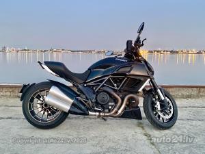 Черный Дукати Diavel 2011 в Таллин, объемом двигателя 1.20 л и пробегом 40 тыс. км за 8100 €, фото  на AUTOMOTO.COM.LV
