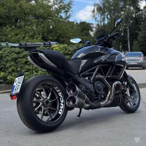 Черный Дукати Diavel 2012 в Вильнюс, объемом двигателя 1.20 л и пробегом 54 тыс. км за 8499 €, фото 5 на AUTOMOTO.COM.LV