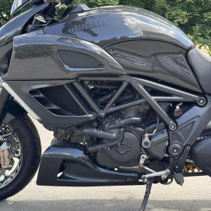 Черный Дукати Diavel 2012 в Вильнюс, объемом двигателя 1.20 л и пробегом 54 тыс. км за 8499 €, фото 9 на AUTOMOTO.COM.LV