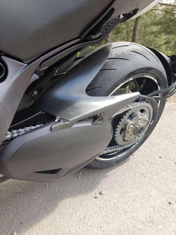 Melns Ducati Diavel 2013 Daugavpils, ar dzinēja tilpumu 1.20 L un nobraukumu 18 tūkst. km par 8900 €, foto 7 vietnē AUTOMOTO.COM.LV