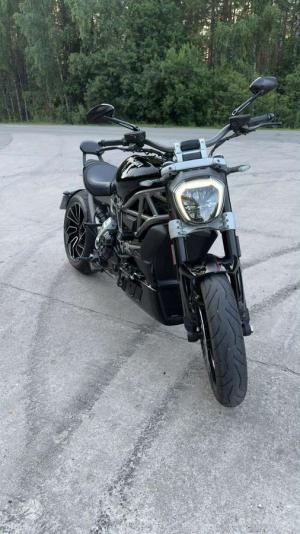 Черный Дукати Diavel 2016 в Каунас, объемом двигателя 1.26 л и пробегом 23 тыс. км за 12500 €, фото 10 на AUTOMOTO.COM.LV