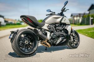 Melns Ducati Diavel 2020 Tallina, ar dzinēja tilpumu 1.26 L un nobraukumu 15 tūkst. km par 17900 €, foto 4 vietnē AUTOMOTO.COM.LV
