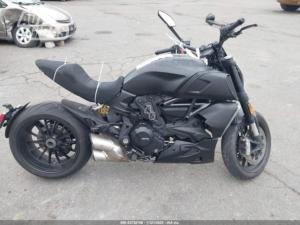 Black Ducati Diavel 2021 in Klaipeda, with an engine capacity of 1.26 L and mileage of 4 thousand km for 4575 €, photo 12 on AUTOMOTO.COM.LV