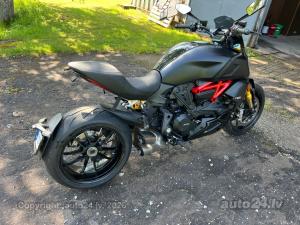 Черный Дукати Diavel 2022 в Таллин, объемом двигателя 0.00 л и пробегом 2 тыс. км за 18500 €, фото 2 на AUTOMOTO.COM.LV
