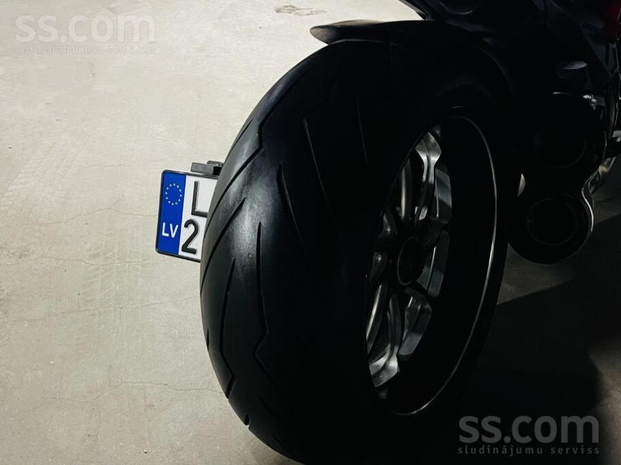 Ducati Diavel 2011 Rīga, ar dzinēja tilpumu 1.20 L un nobraukumu 0 tūkst. km par 9900 €, foto 7 vietnē AUTOMOTO.COM.LV