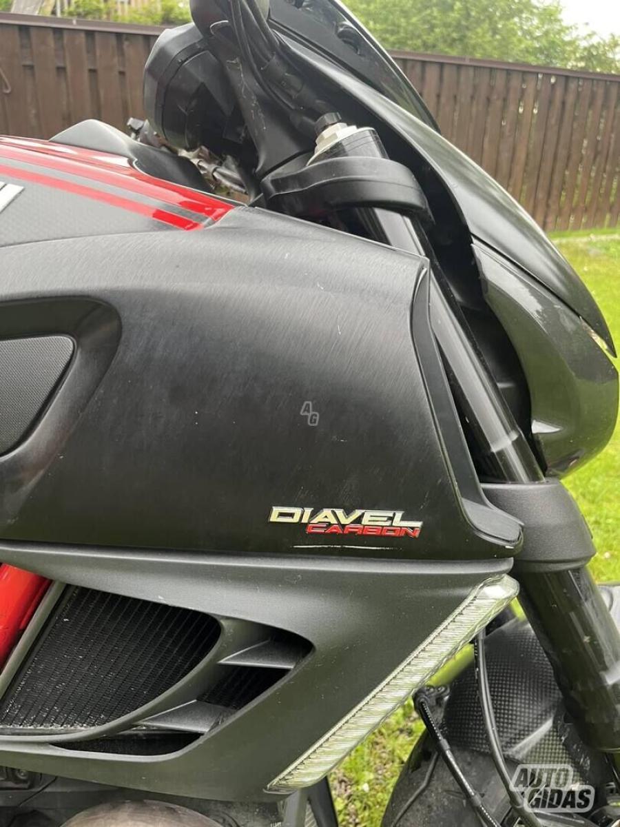 Ducati Diavel 2011 in Panevezys, with an engine capacity of 1.20 L and mileage of 21 thousand km for 6900 €, photo 6 on AUTOMOTO.COM.LV