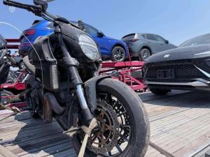 Ducati Diavel 2012 in Klaipeda, with an engine capacity of 0.00 L and mileage of 24 thousand km for 4800 €, photo 3 on AUTOMOTO.COM.LV