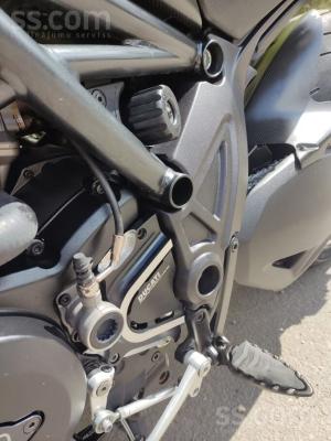 Ducati Diavel 2013 in Daugavpils, with an engine capacity of 1.20 L and mileage of 0 thousand km for 9000 €, photo 5 on AUTOMOTO.COM.LV