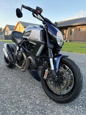 Дукати Diavel 2013 в Рига, объемом двигателя 1.20 л и пробегом 0 тыс. км за 9500 €, фото 10 на AUTOMOTO.COM.LV