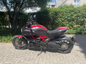 Ducati Diavel 2015 in Vilnius, with an engine capacity of 0.00 L and mileage of 28 thousand km for 9500 €, photo 2 on AUTOMOTO.COM.LV