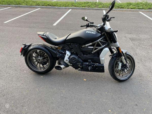 Ducati Diavel 2016 in Druskininkai, with an engine capacity of 0.00 L and mileage of 7 thousand km for 12900 €, photo 2 on AUTOMOTO.COM.LV