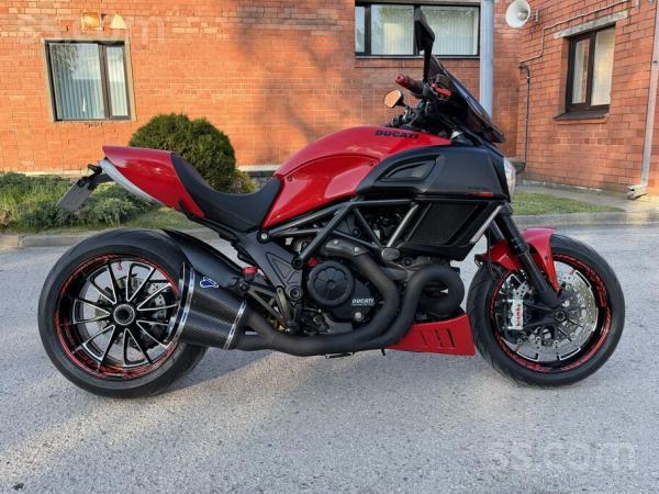 Ducati Diavel 2020 Rīga, ar dzinēja tilpumu 1.20 L un nobraukumu 0 tūkst. km par 12000 €, foto 1 vietnē AUTOMOTO.COM.LV
