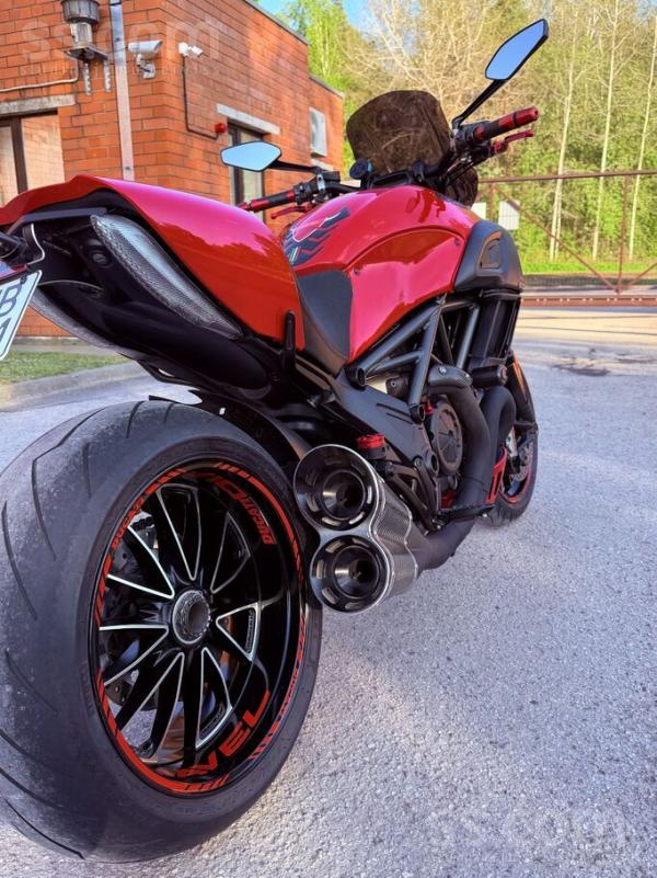 Ducati Diavel 2020 Rīga, ar dzinēja tilpumu 1.20 L un nobraukumu 0 tūkst. km par 12000 €, foto 3 vietnē AUTOMOTO.COM.LV