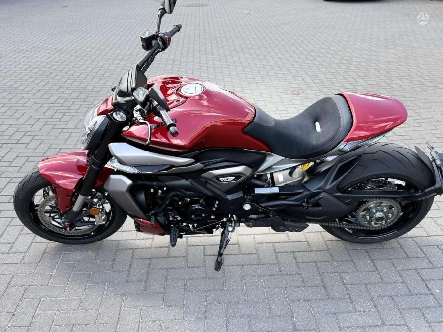 Ducati Diavel 2025 in Vilnius, with an engine capacity of 1.16 L and mileage of 2 thousand km for 22990 €, photo 8 on AUTOMOTO.COM.LV