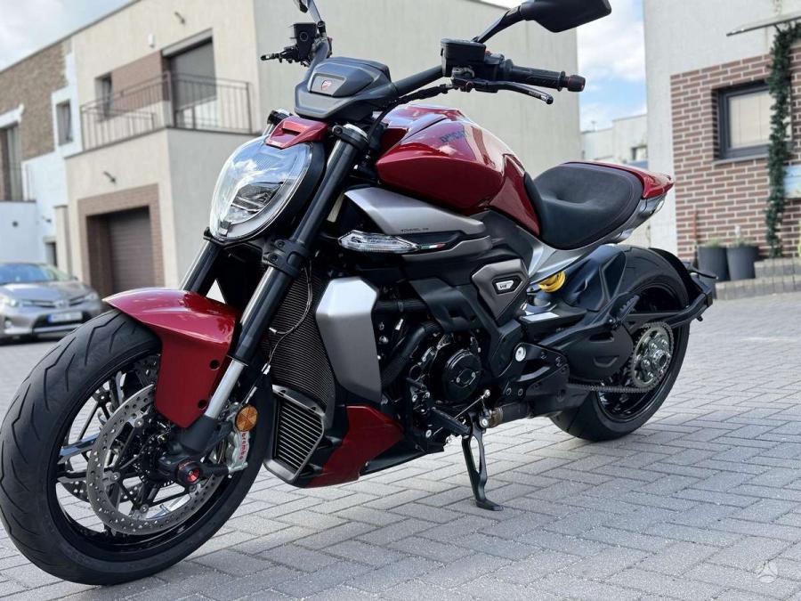 Ducati Diavel 2025 in Vilnius, with an engine capacity of 1.16 L and mileage of 2 thousand km for 22990 €, photo 9 on AUTOMOTO.COM.LV