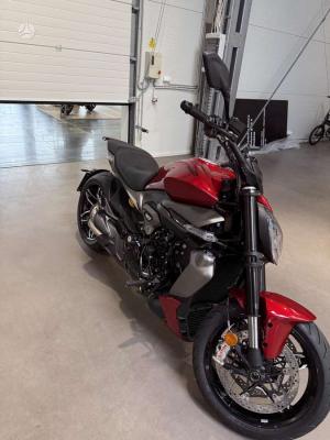 Ducati Diavel 2025 in Klaipeda, with an engine capacity of 1.16 L and mileage of 3 thousand km for 23000 €, photo  on AUTOMOTO.COM.LV