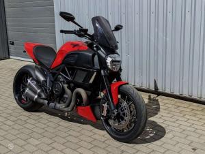 Red Ducati Diavel 2020 in Kaunas, with an engine capacity of 1.20 L and mileage of 36 thousand km for 8500 €, photo 8 on AUTOMOTO.COM.LV