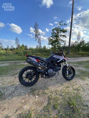 Дукати Hypermotard 2010 в Молетай, объемом двигателя 0.00 л и пробегом 0 тыс. км за 4200 €, фото  на AUTOMOTO.COM.LV