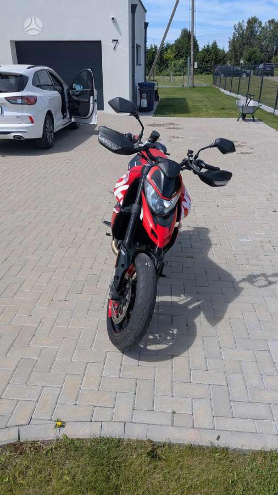 Ducati Hypermotard 2022 in Kaisiadorys, with an engine capacity of 0.95 L and mileage of 21 thousand km for 7900 €, photo 3 on AUTOMOTO.COM.LV