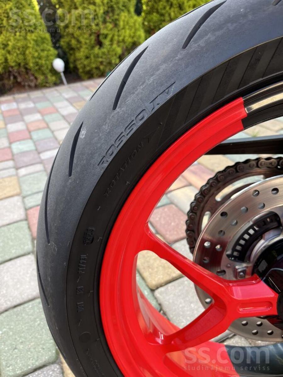 Ducati Hypermotard 2022 Ventspils, ar dzinēja tilpumu 0.95 L un nobraukumu 0 tūkst. km par 9600 €, foto 9 vietnē AUTOMOTO.COM.LV