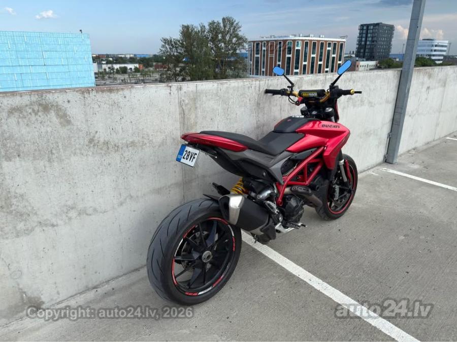 Красный Дукати Hypermotard 2013 в Таллин, объемом двигателя 0.82 л и пробегом 30 тыс. км за 5500 €, фото 2 на AUTOMOTO.COM.LV