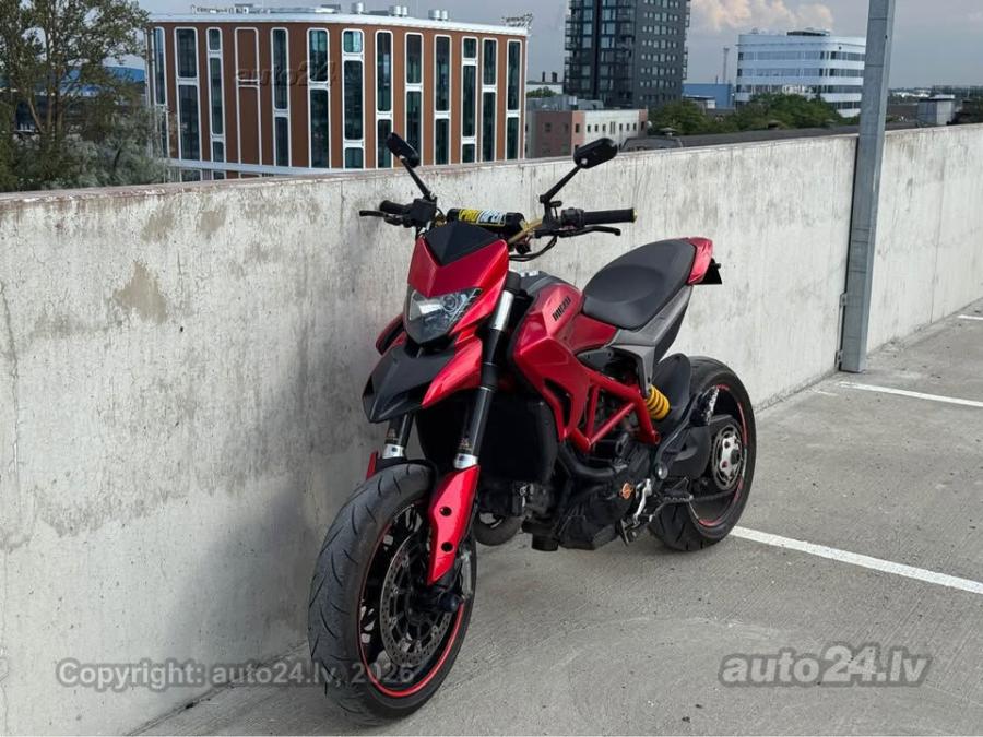 Красный Дукати Hypermotard 2013 в Таллин, объемом двигателя 0.82 л и пробегом 30 тыс. км за 5500 €, фото 3 на AUTOMOTO.COM.LV