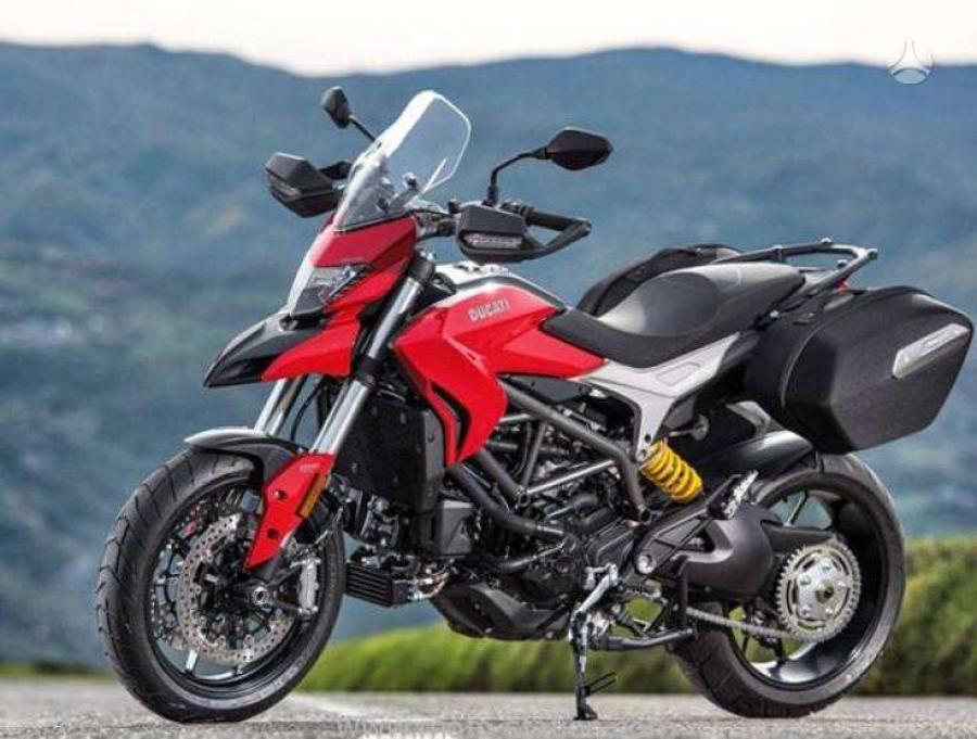 Красный Дукати Hypermotard 2016 в Вильнюс, объемом двигателя 0.94 л и пробегом 13 тыс. км за 5600 €, фото 1 на AUTOMOTO.COM.LV